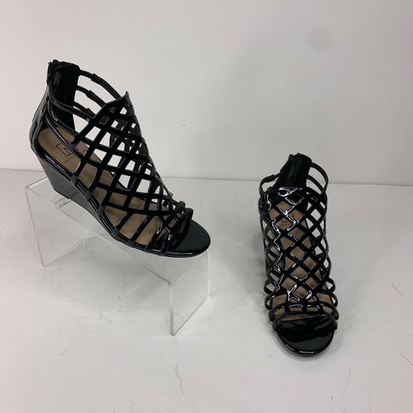 Material Girl | Shoes | Material Girl Womens 6m Black Mhenie Cutout ...